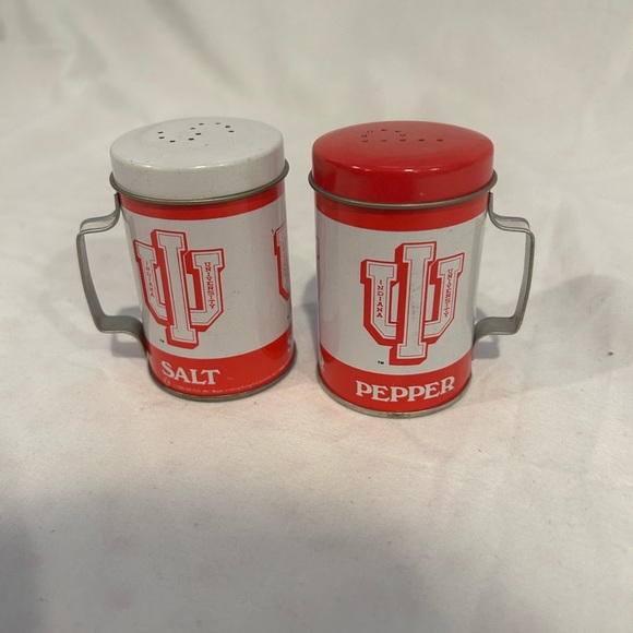 Vintage | Kitchen | Vintage Tin Indiana University Iu Salt And Pepper ...